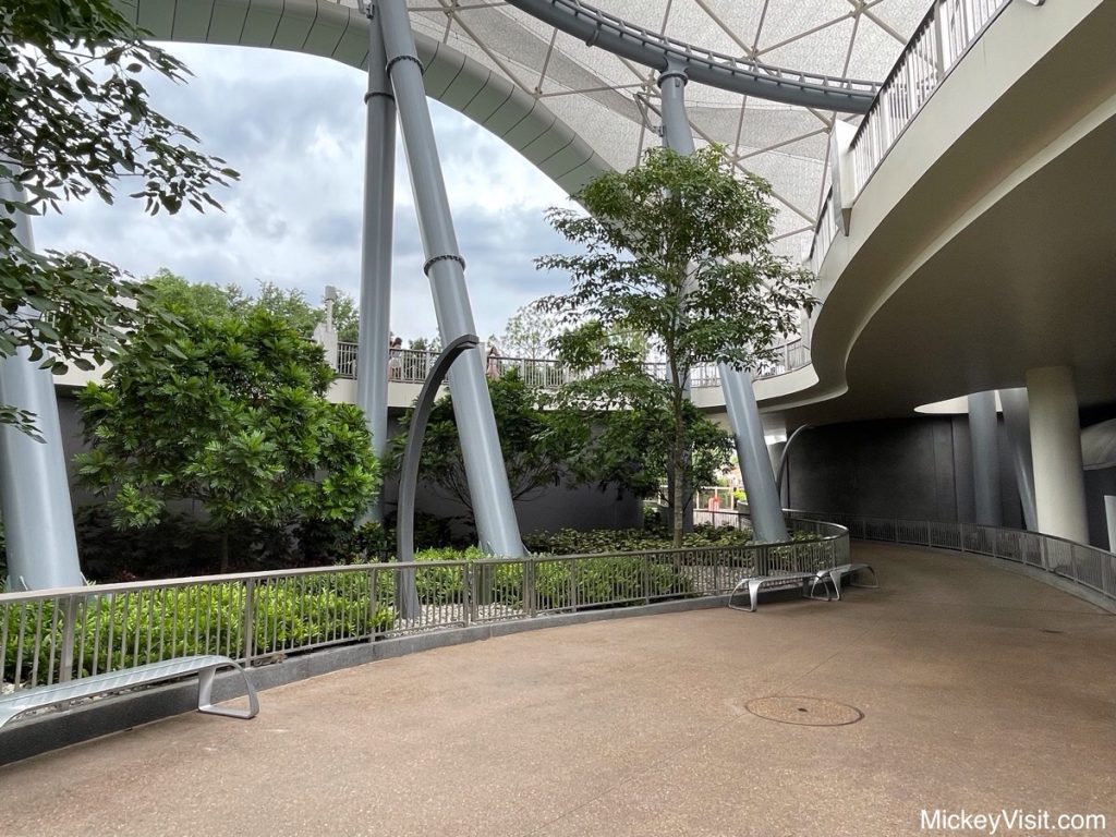 Quiet Spots at Walt Disney World Theme Parks to Relax
