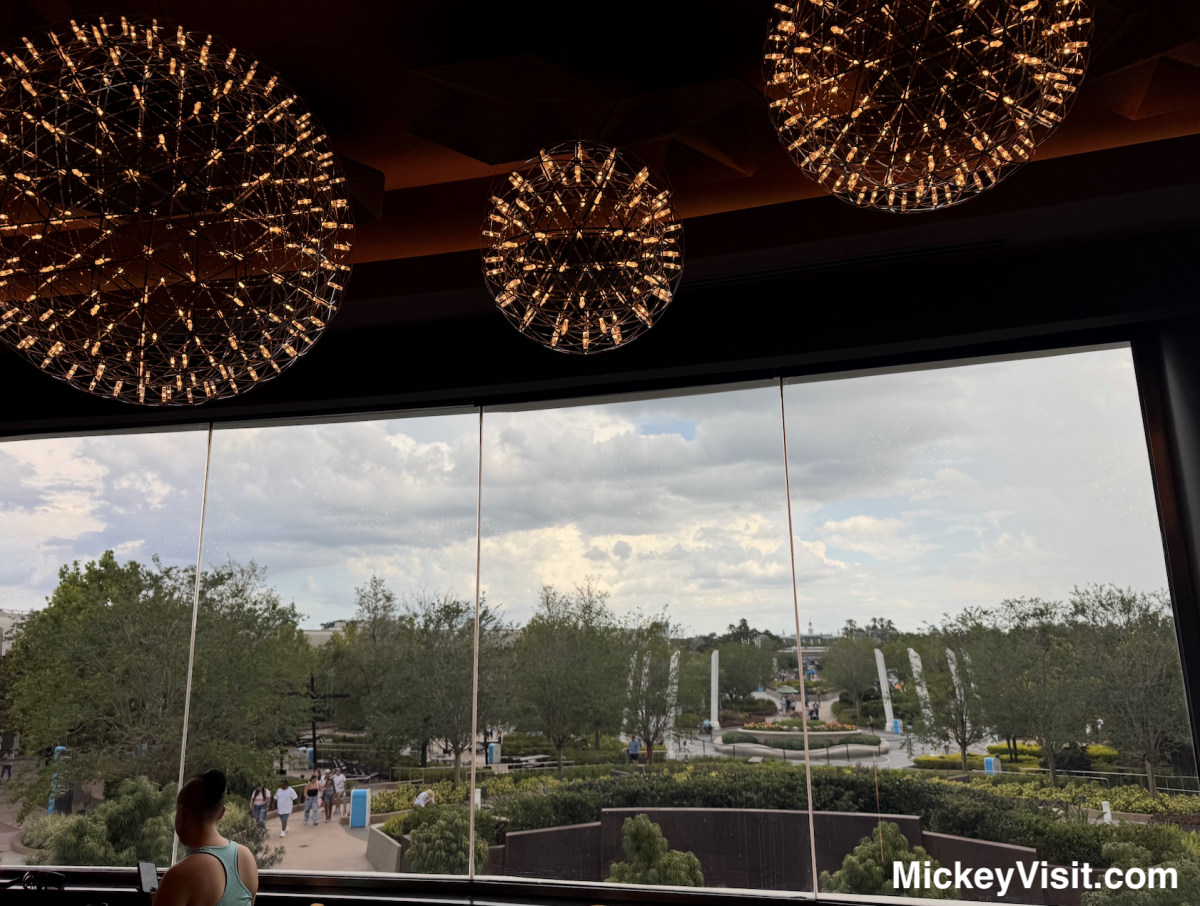 Walt Disney World GEO-82 Lounge Review- Adult Only Disney Bar