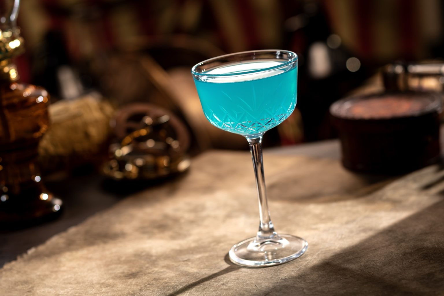 New Disney Pirates of the Caribbean Bar Opening Date and Menu Revealed ...
