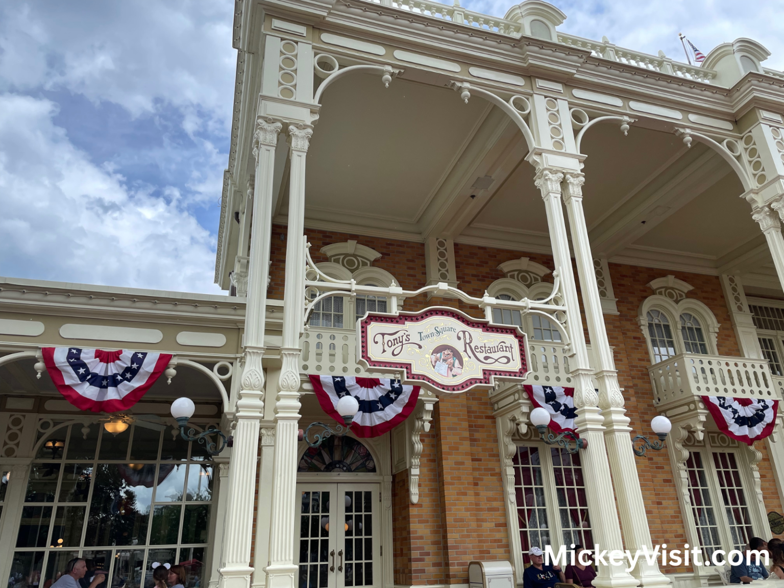 This Worst Rated Magic Kingdom Restaurant Isn’t as Bad as You Think ...