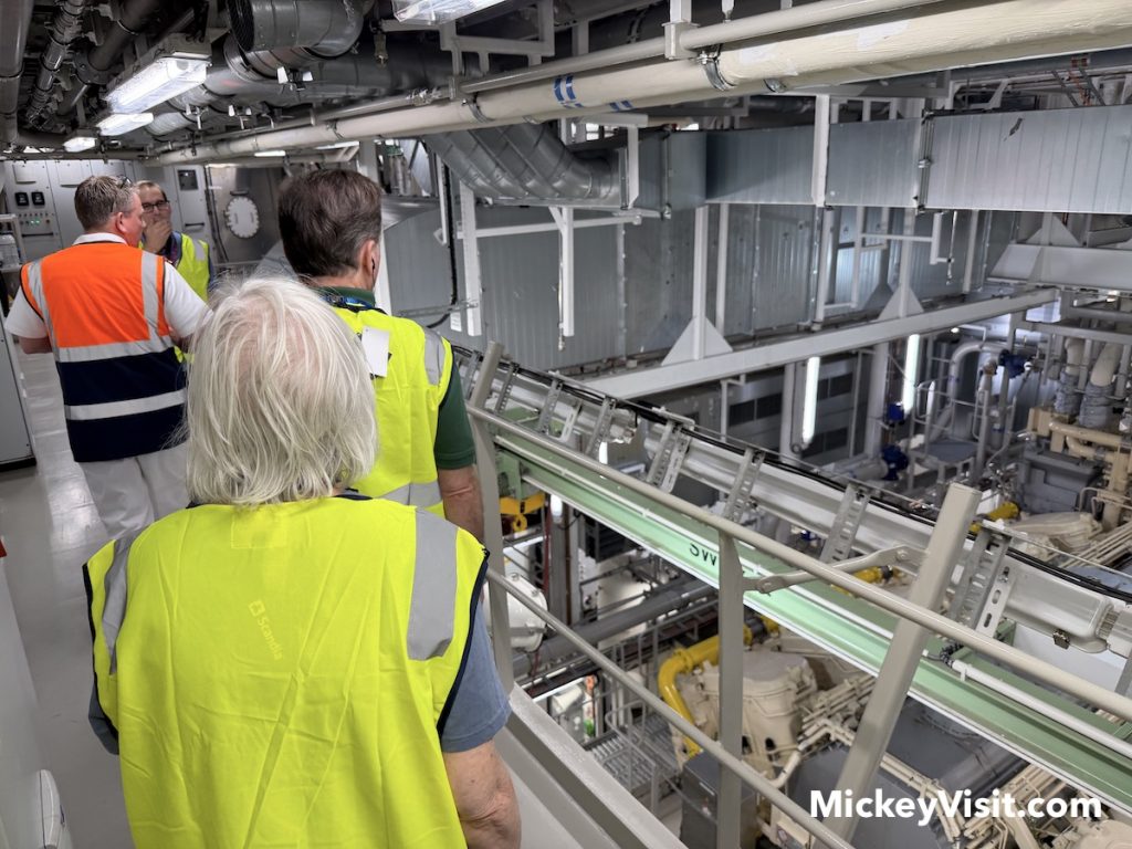 We Went Below Deck on Disney’s New Cruise Ship. Here’s What Guests ...