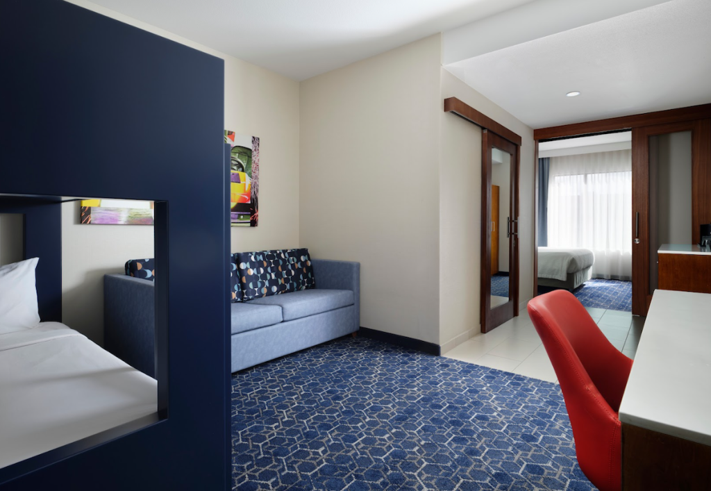 This Inexpensive Hotel Near Disneyland Offers Brand New Kids Suites and ...