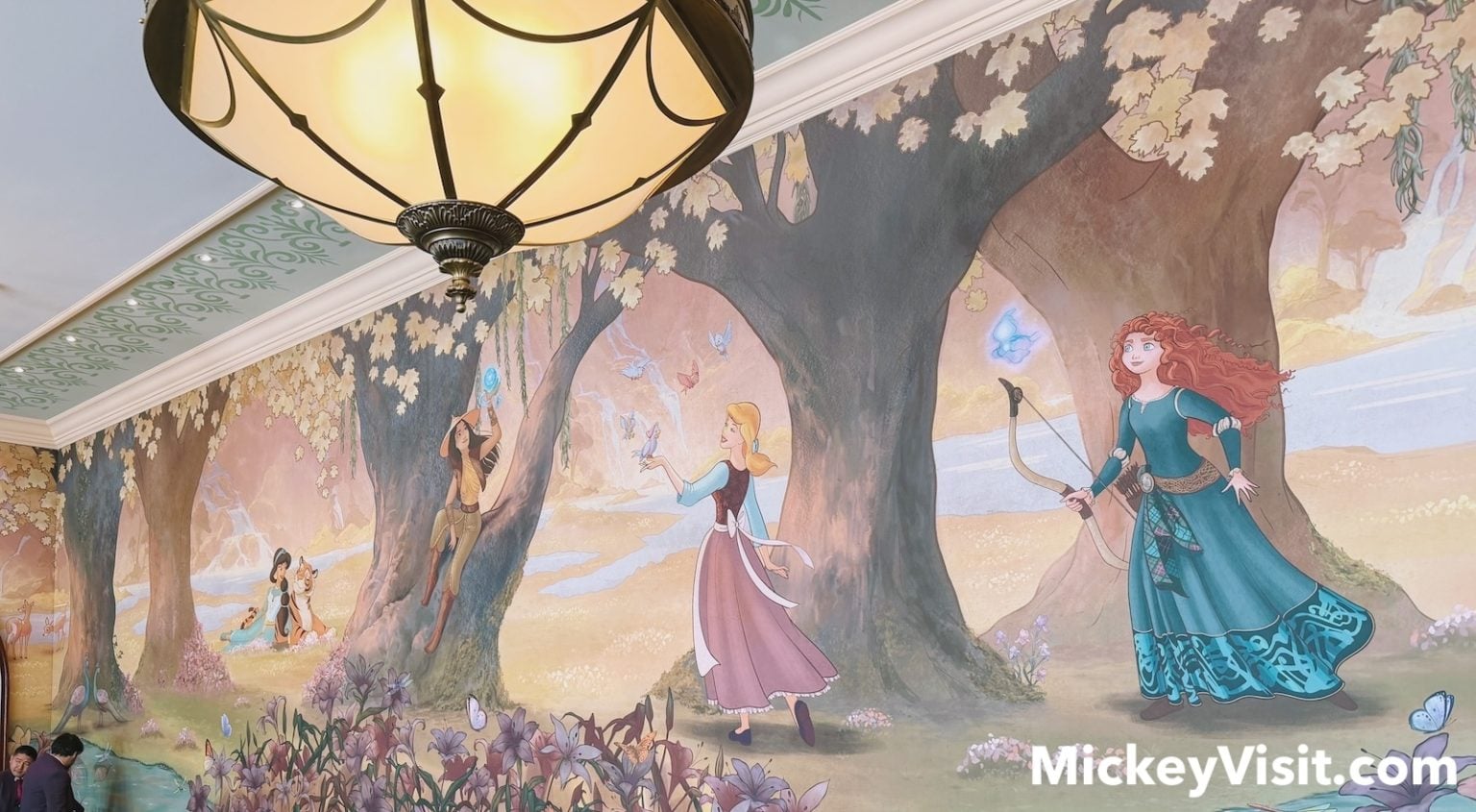 Disney is Opening New Princess Character Dining as Part of Theme Park ...
