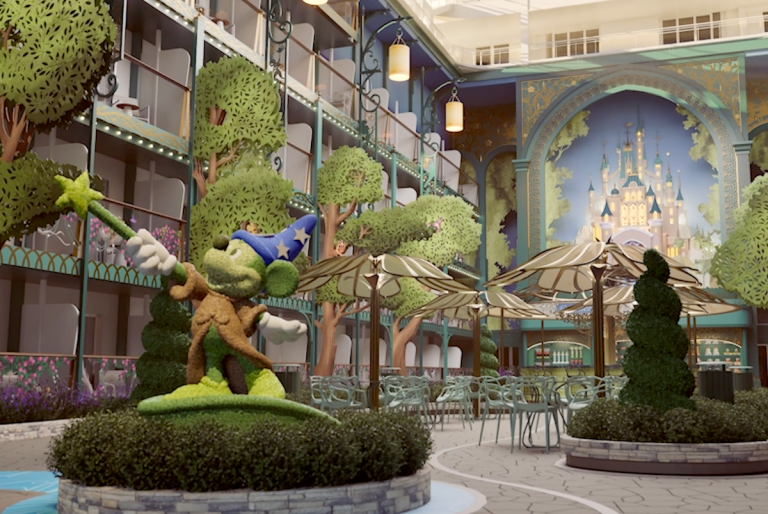 Inside Disney's New Tangled-Themed Snuggly Duckling Restaurant - Mickey ...