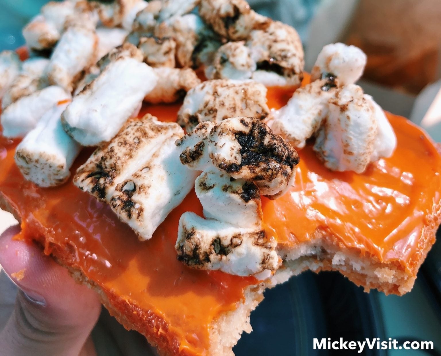 Disneyland Announces New Free Dining Cards For Magic Key Annual Passholders
